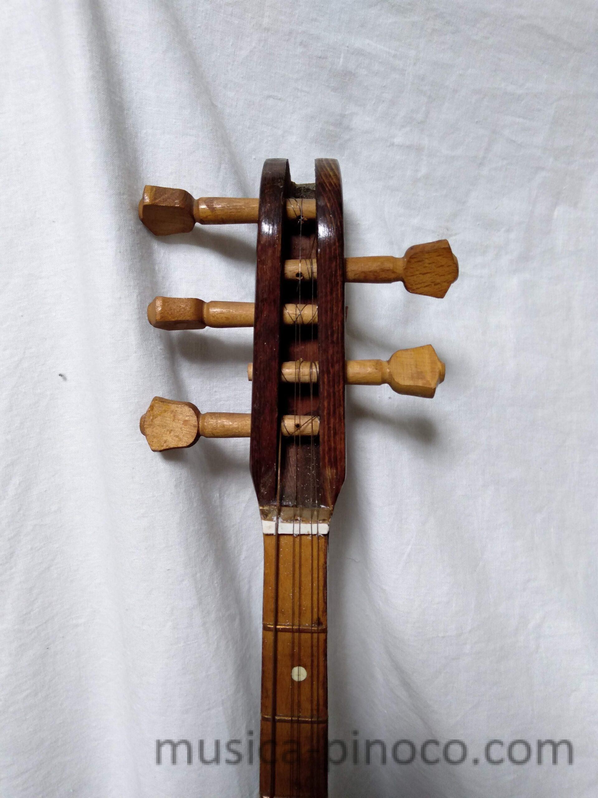 ウズベク・ルボッブ（Uzbek Rubob） - MUSICA PINOCO